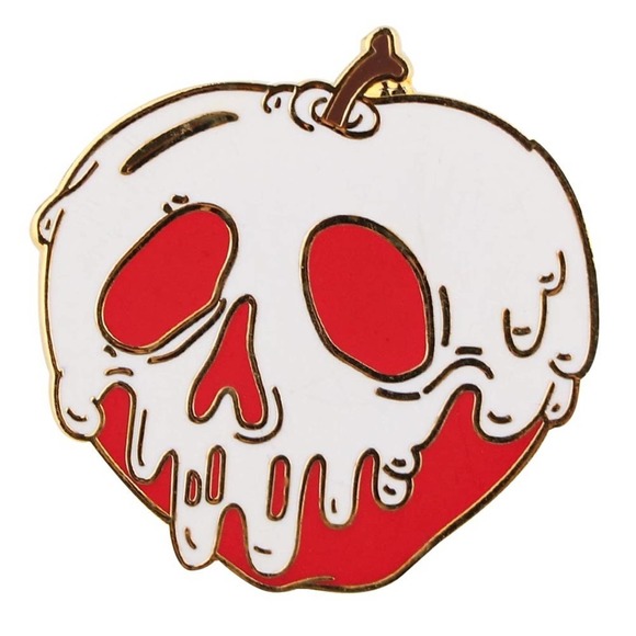 Love Bling USA | Jewelry | Disney Waldorf Poison Apple Evil Queen Snow ...
